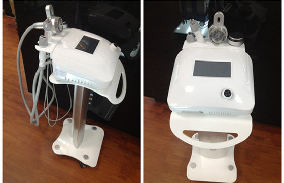 Safe Vacuum RF Cavitation Slimming Machine For Fat Blasting / Facial Lifting 40Khz supplier