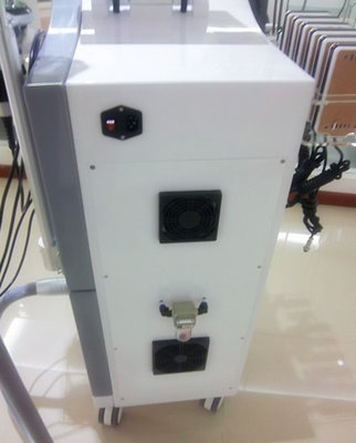 Ultrasonic Cavitation RF Cryolipolysis Slimming Machine , Lipo Laser Fat Removal Equipment supplier