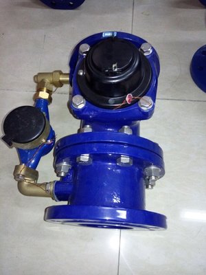 Combined Type Woltman Water Meter / Cold Water Meter Low Pressure Loss In Iron Body