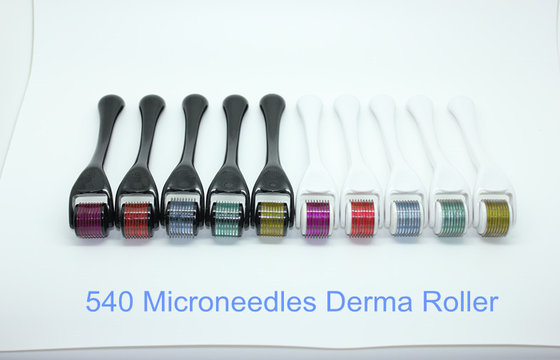 China OEM 540 Microneedle Derma Roller For Skin Care / Acne Treatment / Scar Removal supplier