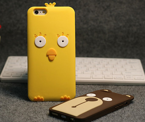 Engranved silicone Apple iphone 6 cases and covers with Birdy and bear design