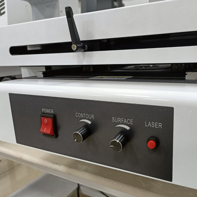 Manual vision measuring instrument for precision measurement