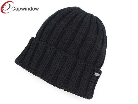 Multi Color Acrylic Beanie Winter Hats Metal Logo Soft for Adult