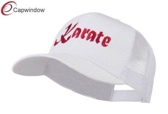 White Embroidered casual baseball caps with Polyester Cotton  Mesh back