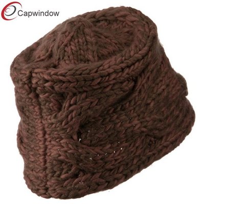 Brown Pink Thick Acrylic Knit Winter Hats Woven with Warm Material