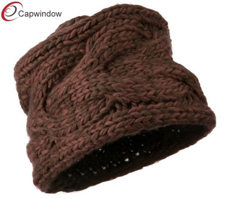 Brown Pink Thick Acrylic Knit Winter Hats Woven with Warm Material