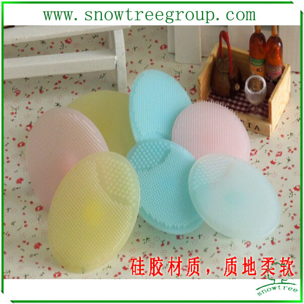 handle silicone face cleanser fit for adult or baby..