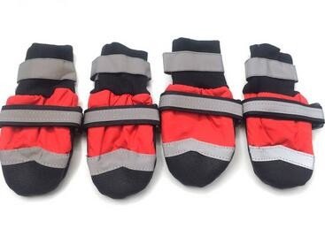 Hot selling  pet shose  /dog skidpoof boots supplier