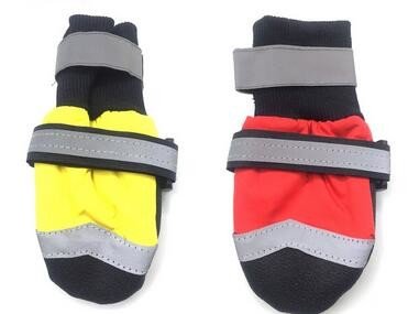 Hot selling  pet shose  /dog skidpoof boots supplier