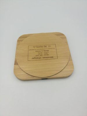Environmental Bamboo Made 5W Square Portable Wireless Charger 5V 2-3A supplier