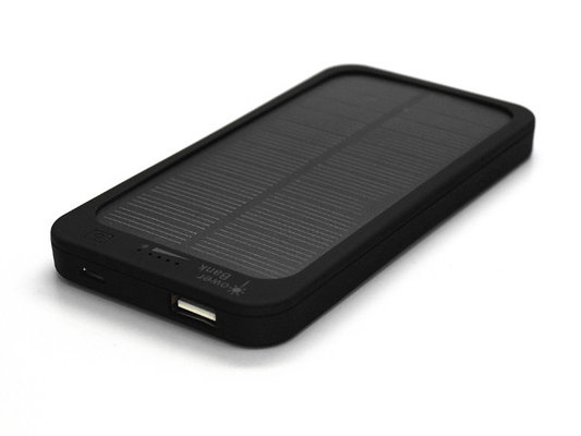 Wireless Waterproof Polymer Solar Energy Power Bank 4000mAh Solar portable Charger supplier