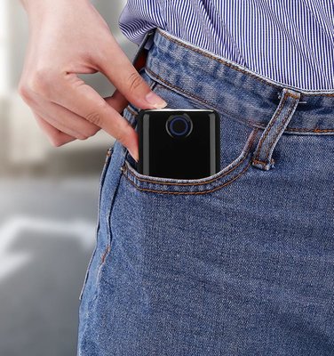 Full Capacity 15000mAh 18650 Batter Slim body QC3.0  PD Fast Charging Power Bank supplier