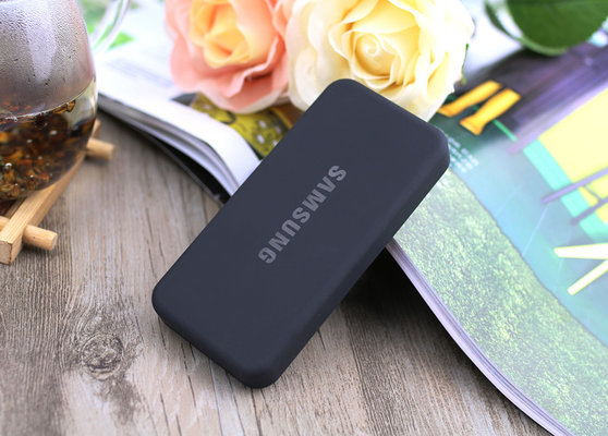 Super Slim Rubber Oil Casing Mobile Power Bank 6000mAh Samsung Battery Power Bank 5V 2A supplier