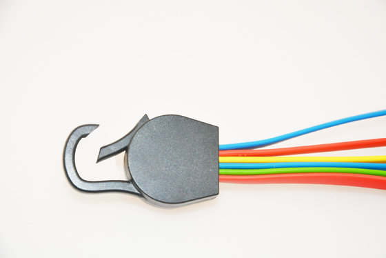 Colorful 1 USB to 4 outputs ABS Cable for Mobile Phone Charging with Carabiner supplier
