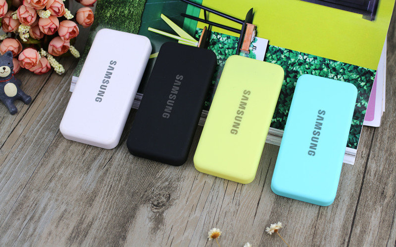 Super Slim Rubber Oil Casing Mobile Power Bank 6000mAh Samsung Battery Power Bank 5V 2A supplier