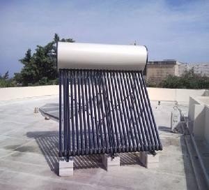 Dachspitze integrierter unter Druck gesetzter Solarwarmwasserbereiter
