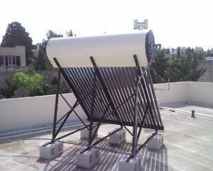 Drei Ziel-Vakuumröhre-Solarwarmwasserbereiter