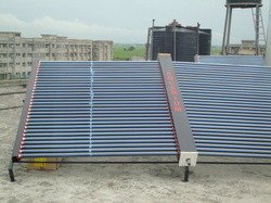2012 Hochdruck vorgeheizter Solarwarmwasserbereiter mit kupfernem Spulenwärmetauscher