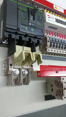 40MW, das intelligente Solarschnüre des kombinator-Kasten-2 - 32, photo-voltaische DC-Kombinator-Kästen überwacht