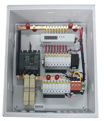 Wasserdichtes Kombinator-Kasten 1000V 10A Solar-PV DC für großes Sonnenkraftwerk