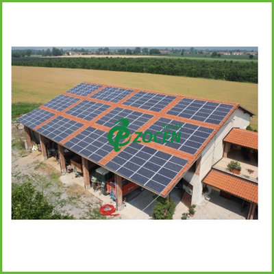 Dach-Spitzengitter gebundenes Solarenergie-System
