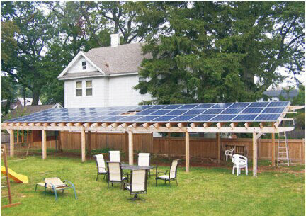 2KW steuern Dachspitze/Boden angebrachtes Gitter gebundenes Solarenergie-System 110V - 240V automatisch an