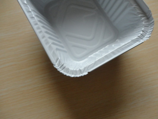 Rechteck-Aluminiumfolie-Behälter mit Deckel für Nahrungsmittelspeicher weißes überzogenes 450ML