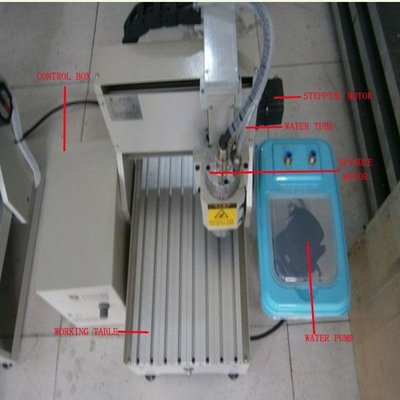 Tischplattenholzbearbeitung 2518e cnc-Fräsermaschinen-Wasserkühlungsmaschine