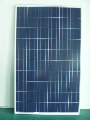 Haus errichtete die 260 Watt-Polysonnenkollektoren, die schroffen polykristallinen Sonnenkollektoren