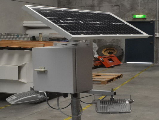 Wasserdichte angetriebene LED-Flutsolarlichter im Freien für Straßenlaterne-12V DC