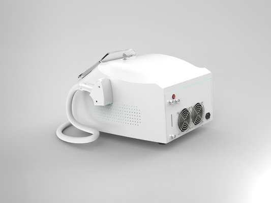 Tragbarer Laser-Haar-Abbau 2000W 60Hz/50Hz der Dioden-808nm mit justierbarem Abkühlen 5 planiert