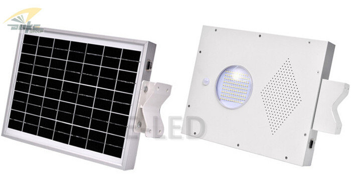 1300LM Outdoor LED Solar Light 5500K 12.8V Monocrystalline Silicon Panel 6AH Li - Fe Battery