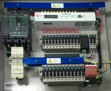 TUV CE PV Array Solar Combiner Box Waterproof With Self-Power , 2 - 32 Strings