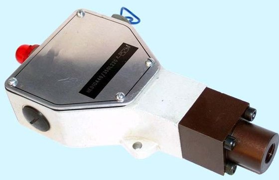 China Power Steering Pressure Switch , Industry Hydraulic Overflow Pressure Releif Valve supplier