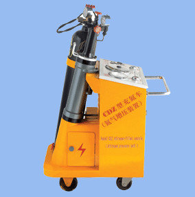 Pilot Piston Type Hydraulic Pressure Accumulator Trolley Normal Temperature supplier