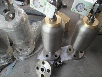 Bladder Hydraulic Pressure Accumulator with Stainless Steel 304 / 316 / 1Cr18Ni9Ti Material supplier