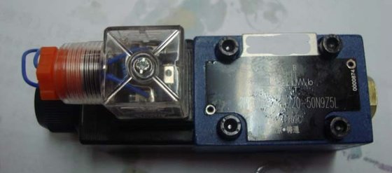 Direct Solenoid Actuated Hydraulic Directional Valves 24 V High Performance supplier