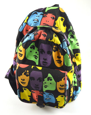 Colorful Mp3 Speaker bag triangle -face pattern light and convenient  M04