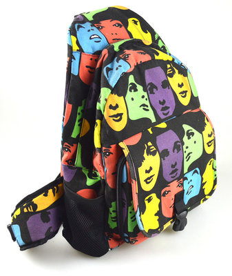 Colorful Mp3 Speaker bag triangle -face pattern light and convenient  M04