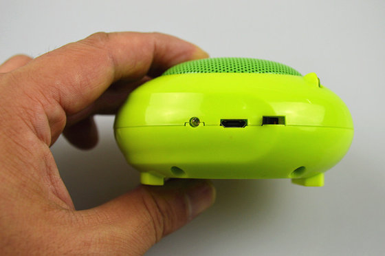 Portable mini bluetooth speakers  4Ω / 3WX2 Loudspeaker T-02
