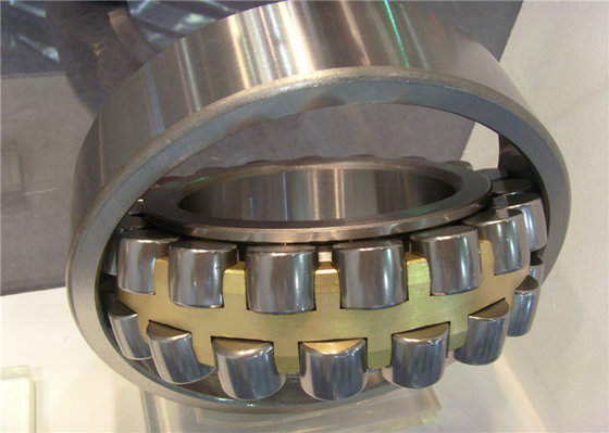  Steel Cage Spherical Roller Bearing For Track 22240 CCW33 22240 CAW33