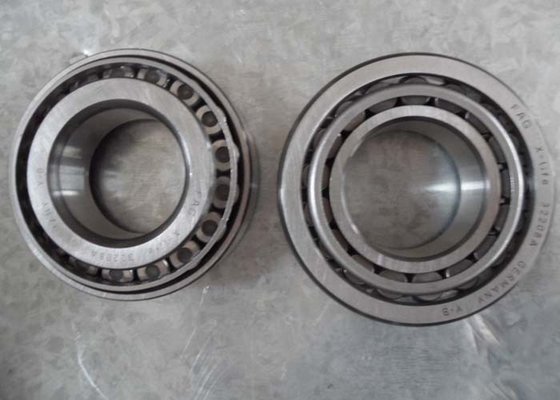 32224 Taper Roller Bearing With Steel Cage , ABEC3 For Carry Axial Load