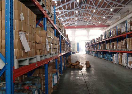 High Load OEM Plain Bearing Block Housings , Spherical Bearing For Mining