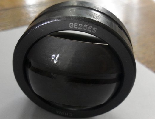 Rodamiento de rodillos esférico del acerocromo GE25ES para el equipamiento agrícola, 25 x 42 los x 20MM