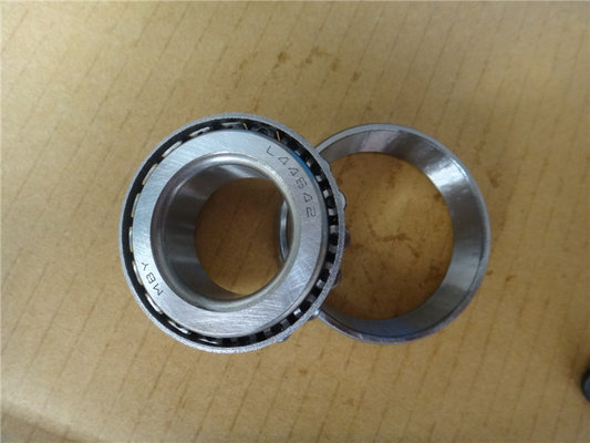 Acerocromo del rodamiento de rodillos de la forma cónica del alto ángulo L45449/10 con la jaula de acero