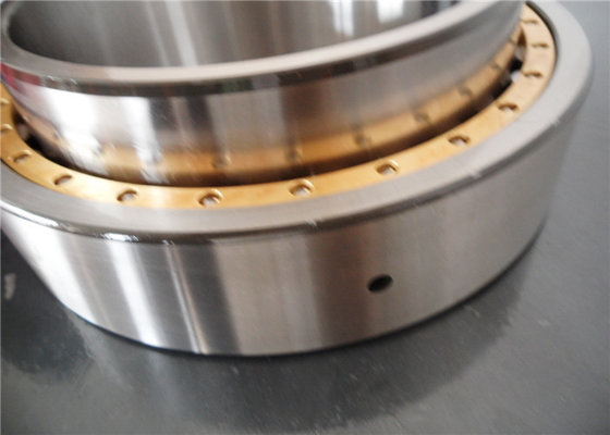 Chrome Steel Cylindrical Roller Bearing NU222ECM With Z1V1 / Z2V2 / Z3V3 Vibration