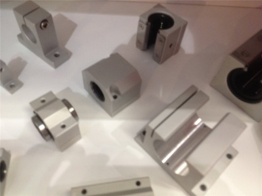 OEM THK Linear Motion Bearings HSR 85A GCr15SiMn G20Cr2Ni4A