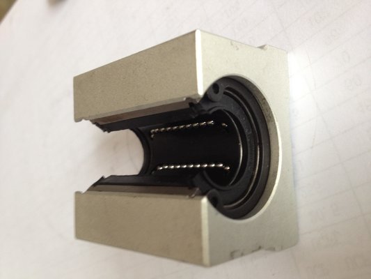 Industrial Linear Motion Bearing LM80UU For Textile Machine