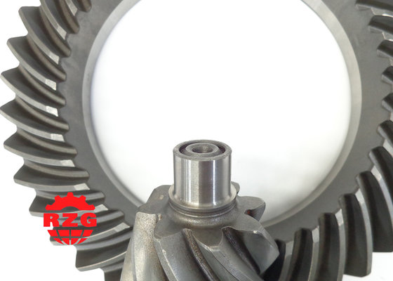 Spiral Bevel Gear Ratio 8*39 TOYOTA Differential , Crown Wheel & Pinion supplier