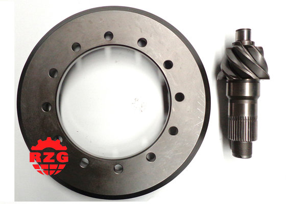 HINO Transmission System Crown Wheel And Pinion , Spiral Bevel Pinion Gear supplier